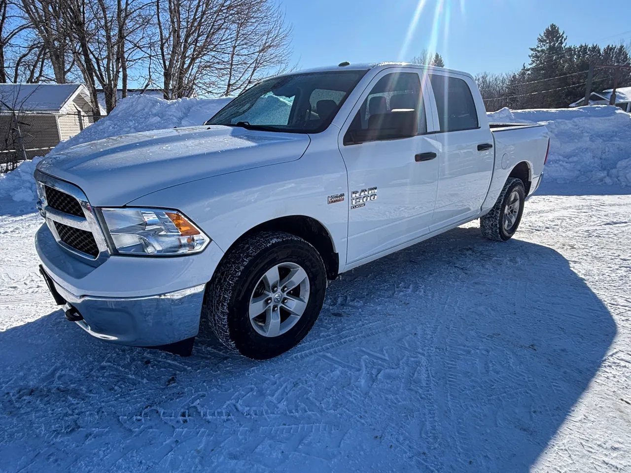 2023 Ram Classic SLT | Inventaire | Richard Auto Sales