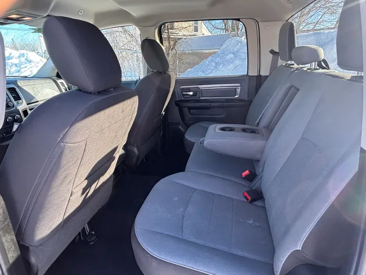 2023 Ram Classic SLT | Inventaire | Richard Auto Sales